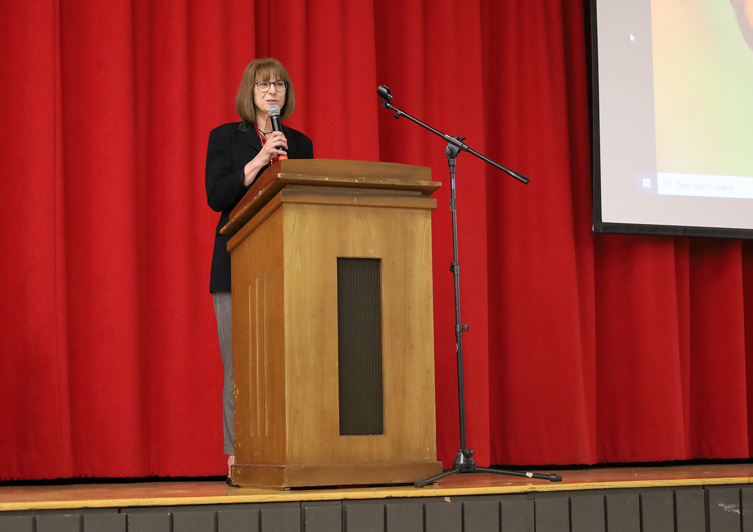 FMS hosts a Community Memorial Dedication Ceremony in honor of Dr ...