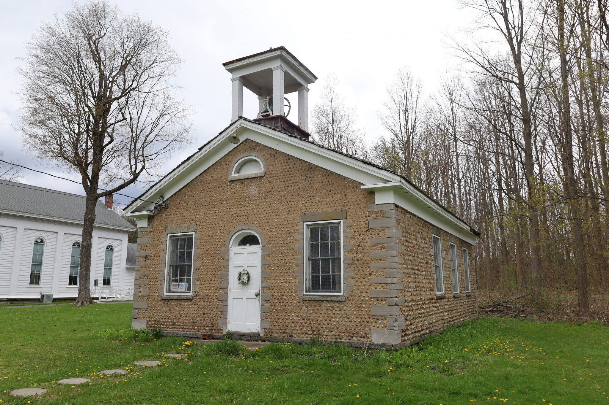 District proposes sale of Cobblestone Schoolhouse - Guilderland Central ...